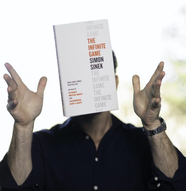 The INFINITE GAME Book | Go Beyond Reading - Simon Sinek