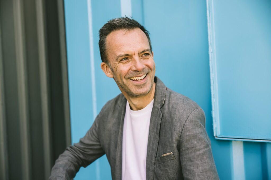 Ian Sanders - Simon Sinek