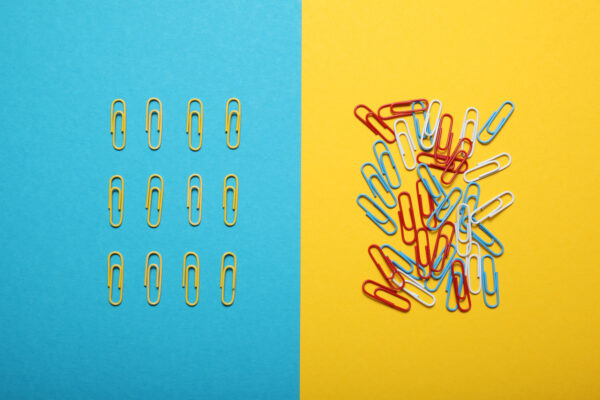 Hands-On or Hands-Off: Which Leadership Style Is Better? - Simon Sinek